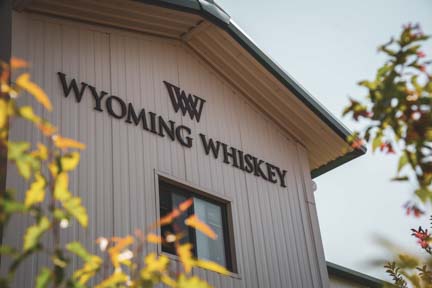 Living Legends | Mule Deer Whiskey | Eastmans TagHub