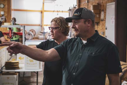 Living Legends | Mule Deer Whiskey | Eastmans TagHub