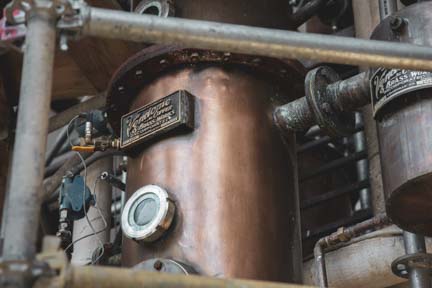 Living Legends | Mule Deer Whiskey | Eastmans TagHub